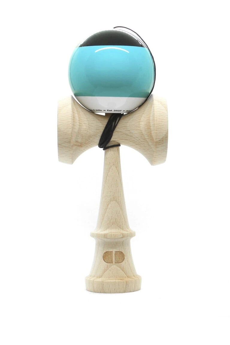How to play with a kendama – Learn with the Skill Addicts App