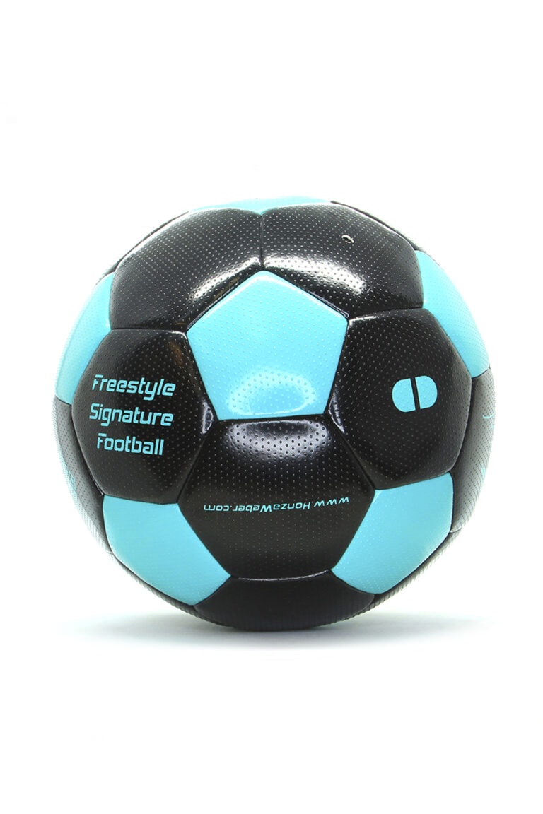 Freestyle Ball – Textured Leather Football for Freestyle Tricks